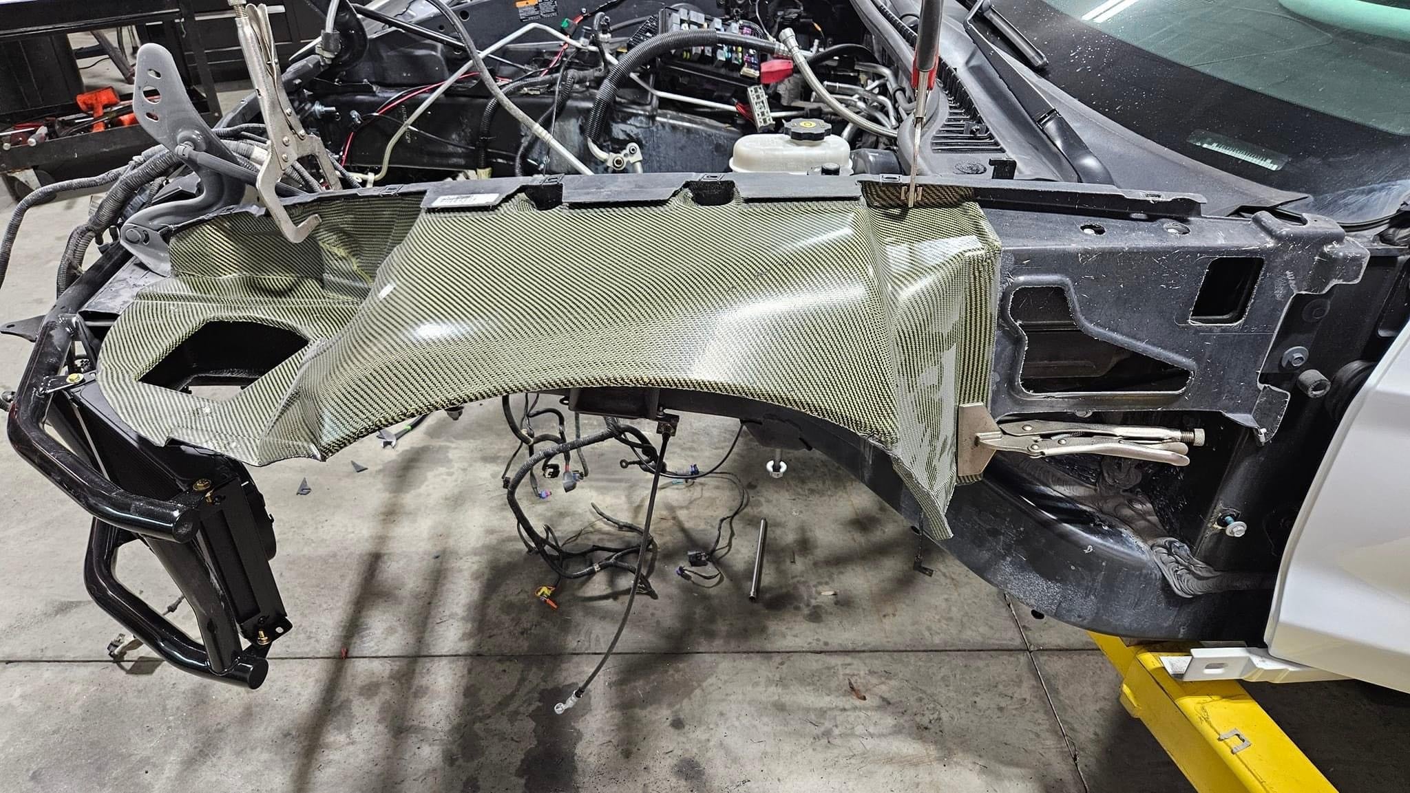 C6 Front inner wheel houses – Faircloth composites